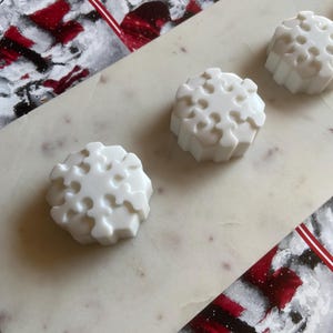 Snowflake Soap, Christmas Soap Favors, Stocking Stuffers, Soap Gifts ...