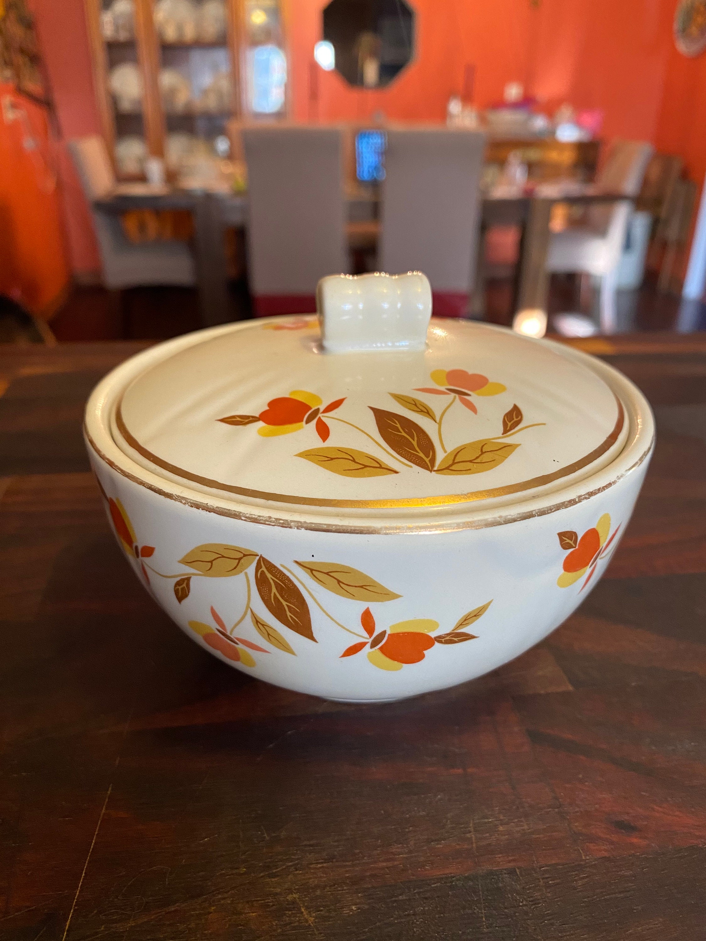 Autumn Leaf Dishes Value