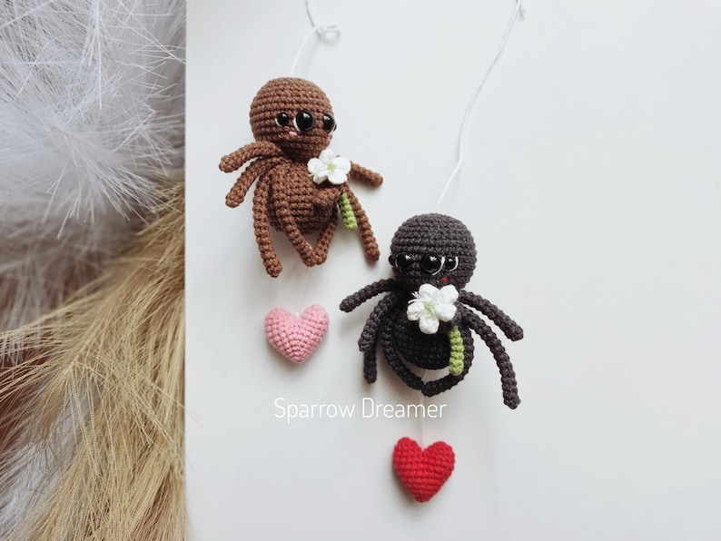 Spider With Heart Crochet Pattern: Valentine Amigurumi Tutorial - Cute ...