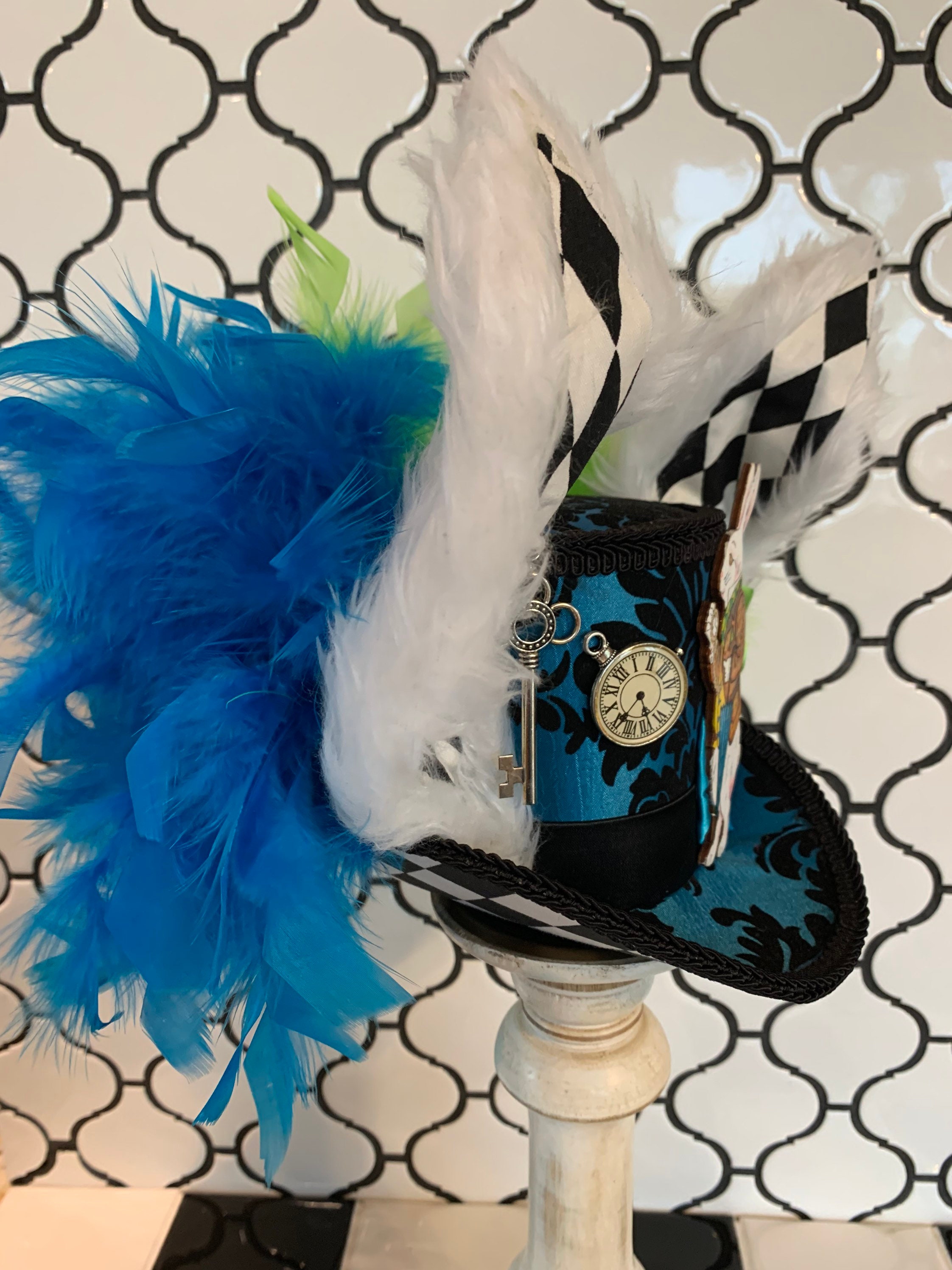 White Rabbit Mini Top Hat, Alice in Wonderland Fascinator, White Rabbit ...