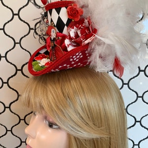Queen of Hearts Mini Top Hat, Alice in Wonderland Fascinator, Red Queen ...