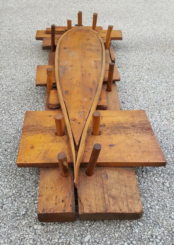 ANTIQUE SNOWSHOE FORM mold american folk abstract art… - Gem