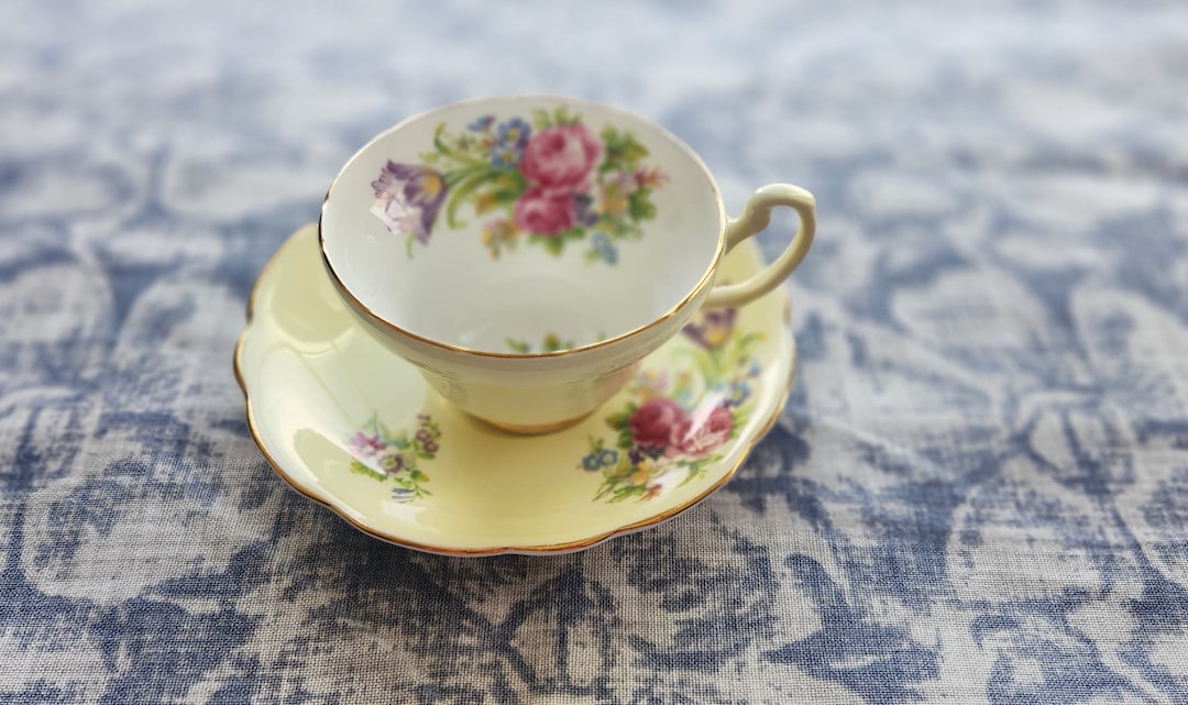 Vintage Foley Tea Cup Saucer Foley Tulip Yellow Bone China Cup Vintage ...