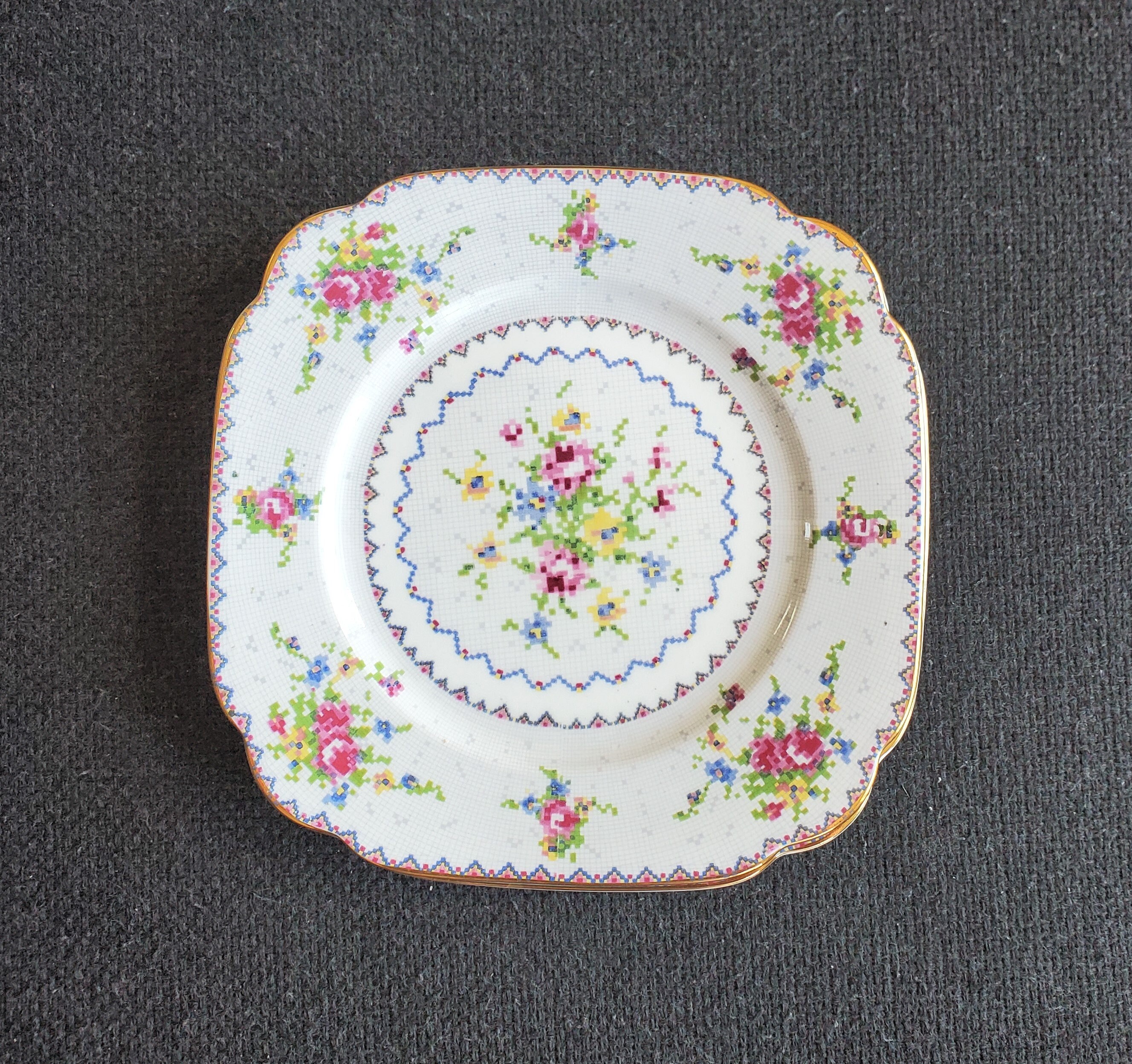 Vintage Dessert Plates Set Petite Point Plate China Plate Royal Albert ...