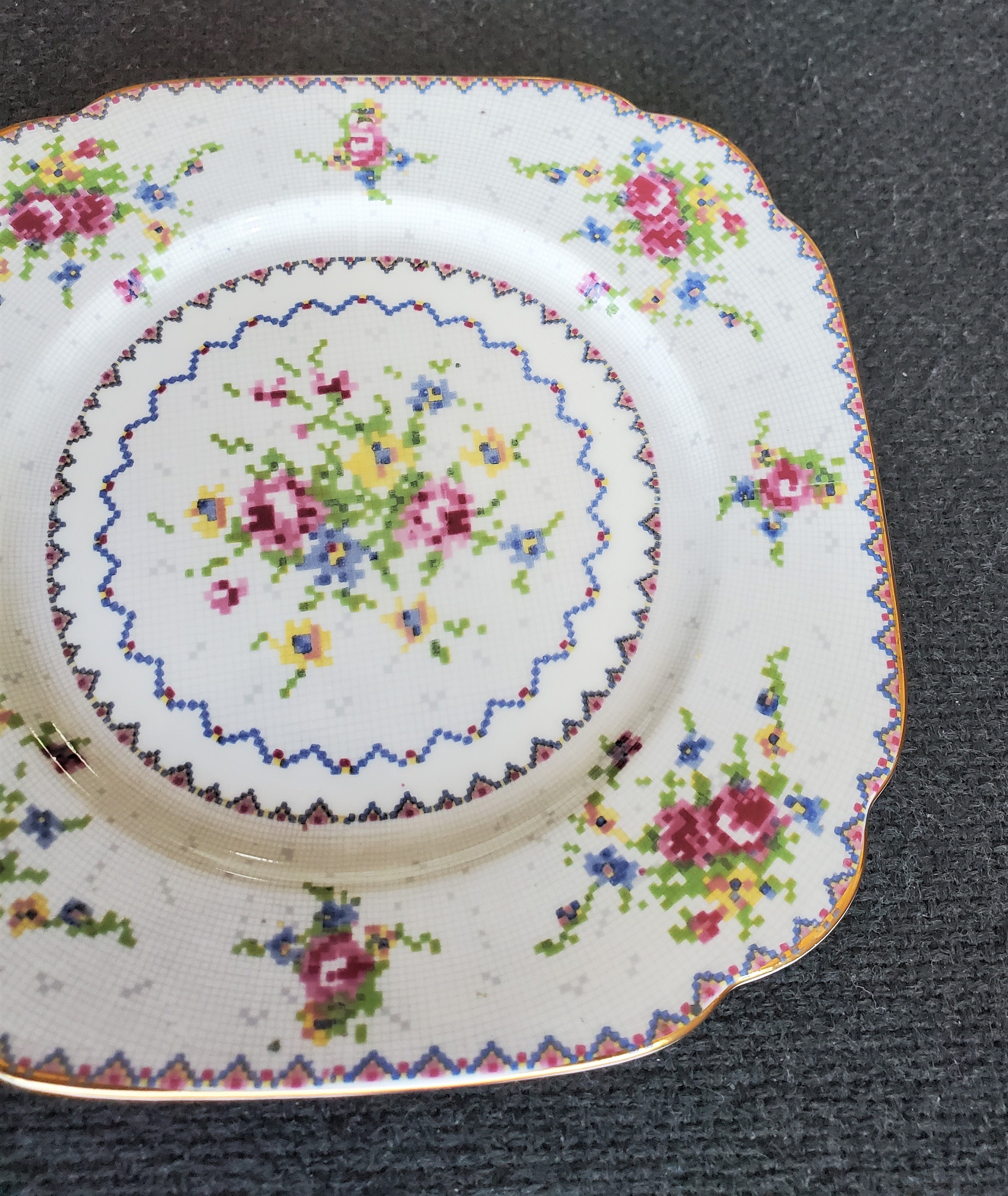 Vintage Dessert Plates Set Petite Point Plate China Plate Royal Albert ...
