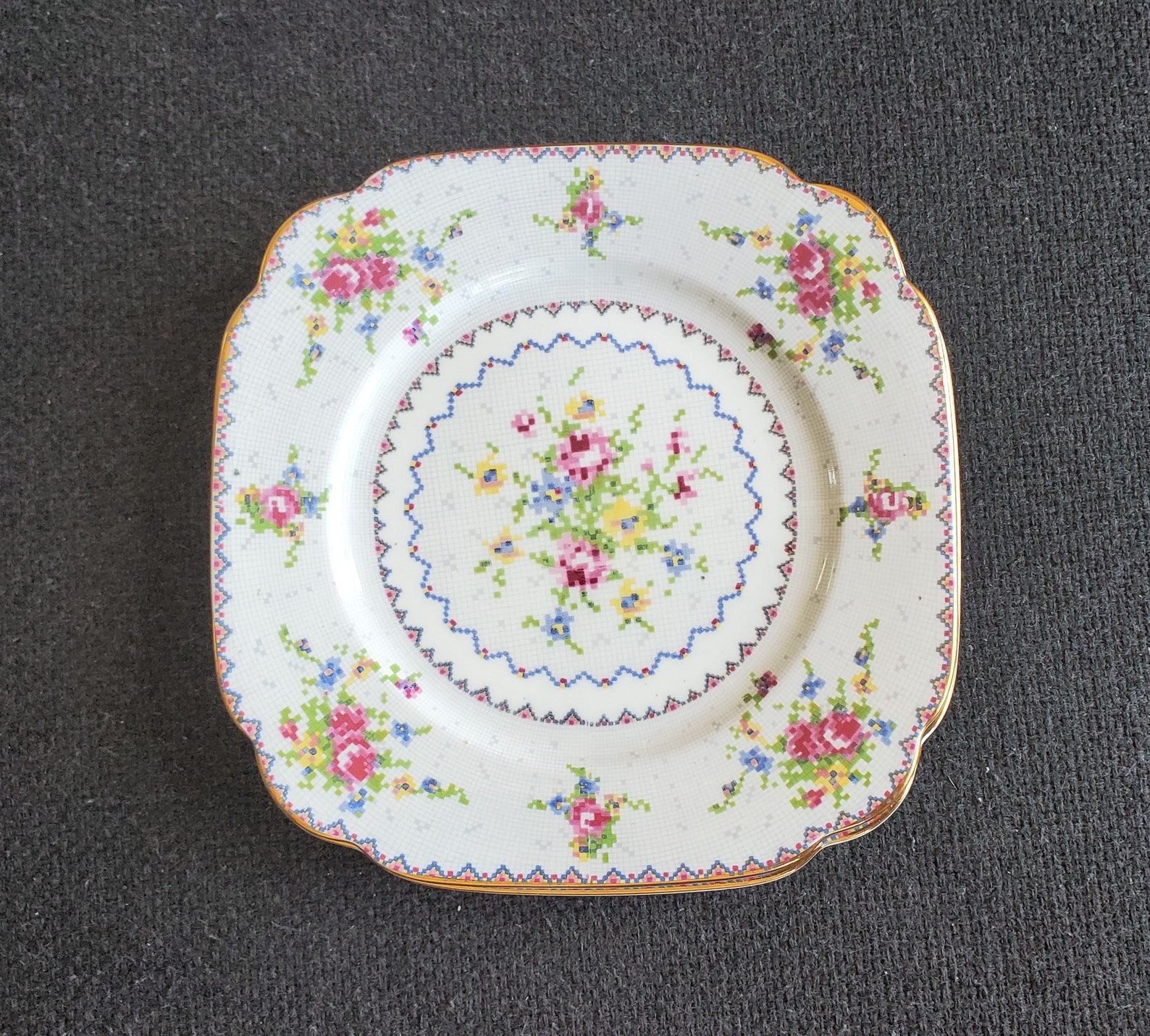 Vintage Dessert Plates Set Petite Point Plate China Plate Royal Albert ...