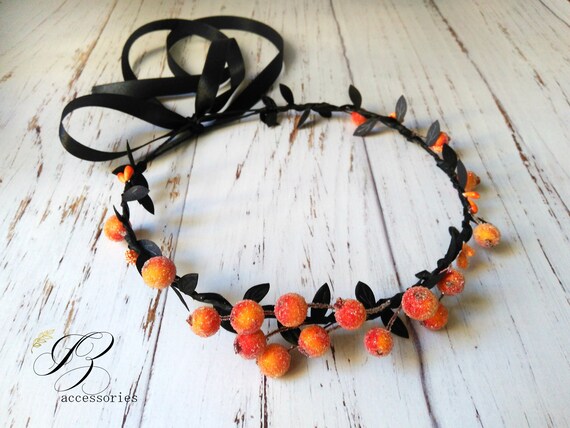 Halloween headpiece Black flower crown Gothic Wedding Berry | Etsy