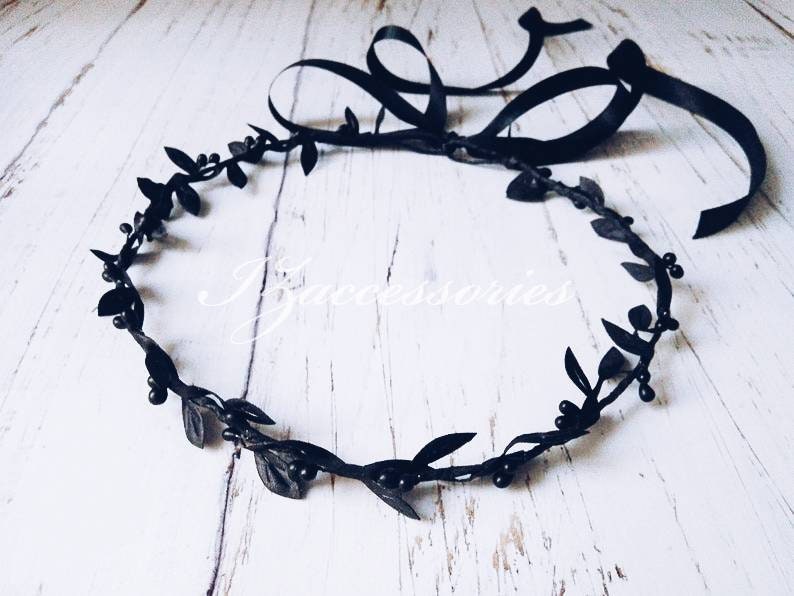 Black Gothic Wedding Berry Crown Hair Wreath Leaf Crown Boho - Etsy