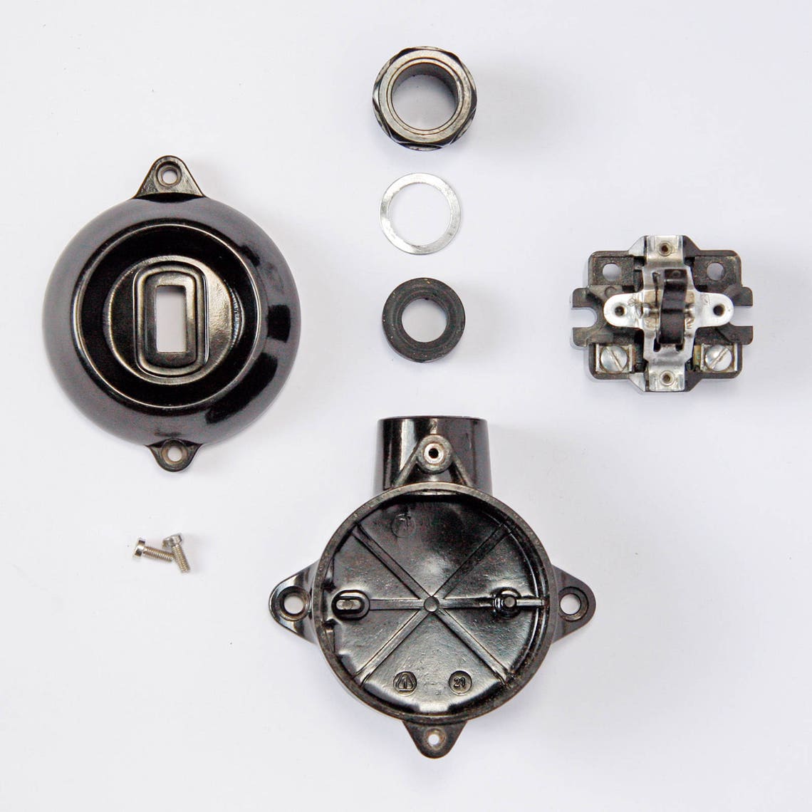 Vintage, IKA Surface-mounted Black Bakelite Toggle Switch - Etsy