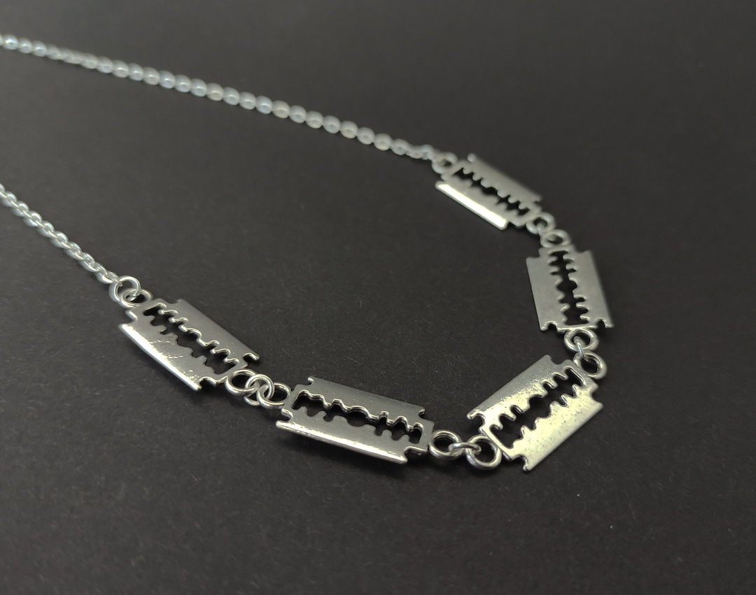 Silver Razor Blade 45cm Necklace Gothic, Goth, Punk, Emo, E-girl ...