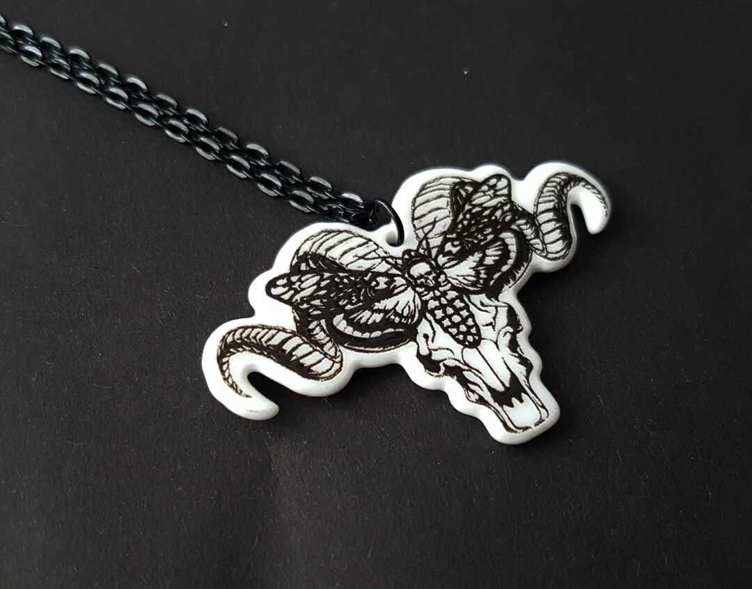 Black White Baphomet Moth Ram 45cm Necklace - E-girl, Emo, Nugoth ...