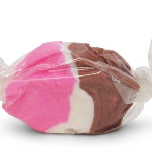 Neapolitan Ice Cream Taffy Chews by It's Delish - Individually Wrapped ...
