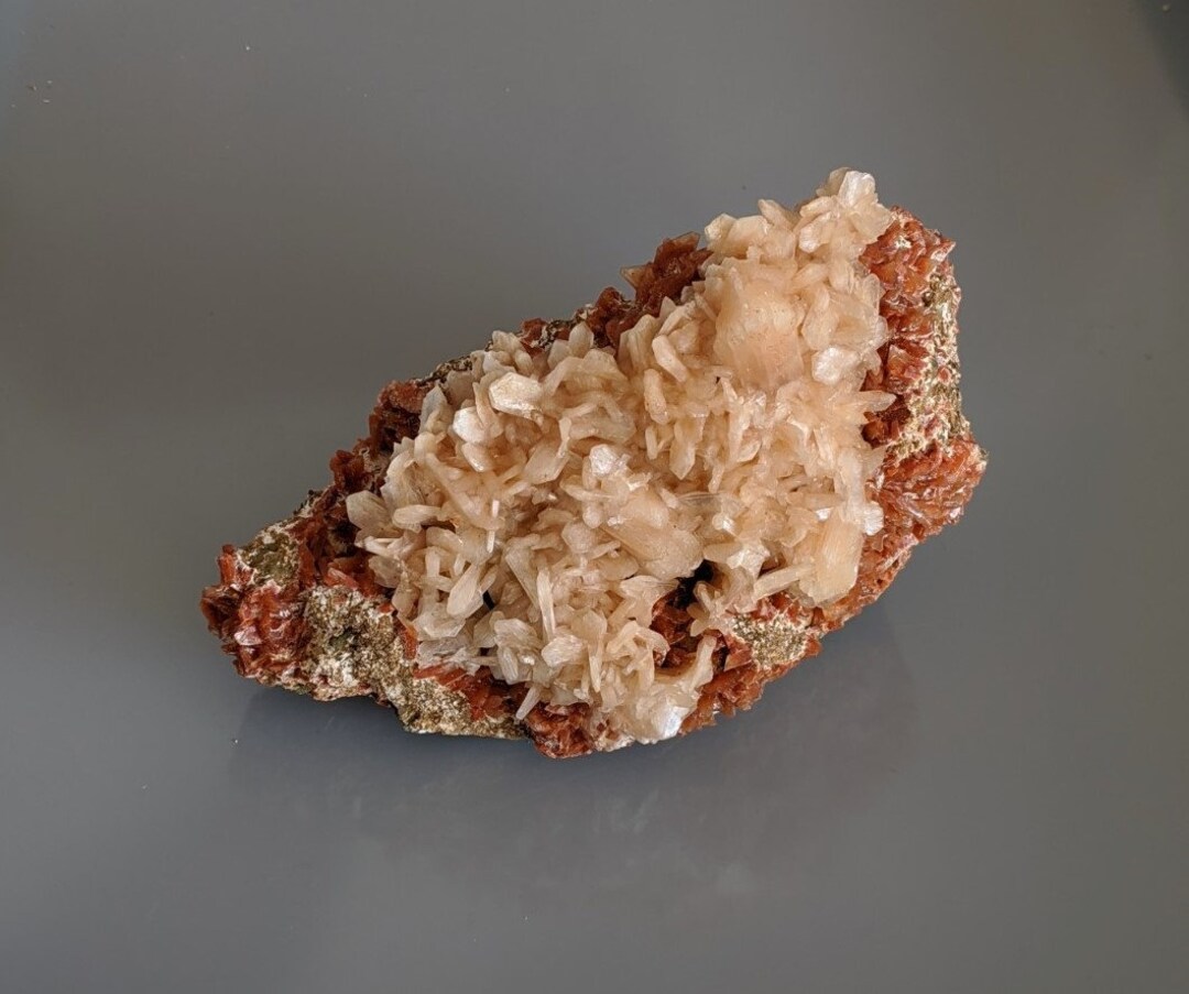 Red Heulandite With Stilbite Natural Crystal/mineral 150x110mm - Etsy