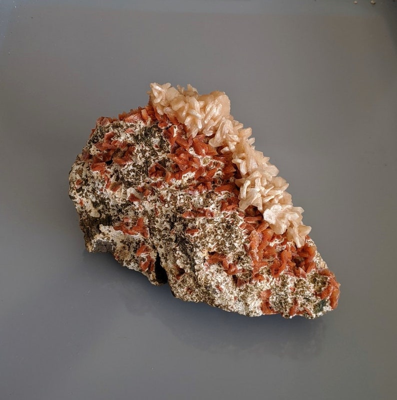 Red Heulandite With Stilbite Natural Crystal/mineral 150x110mm - Etsy UK