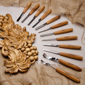 Wood Carving Set 12 Gouges, Straight and Bent Gouges in Case, Wood ...