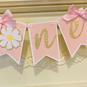 Daisy Birthday Party , Daisy High Chair Banner, Daisy Party Decorations ...