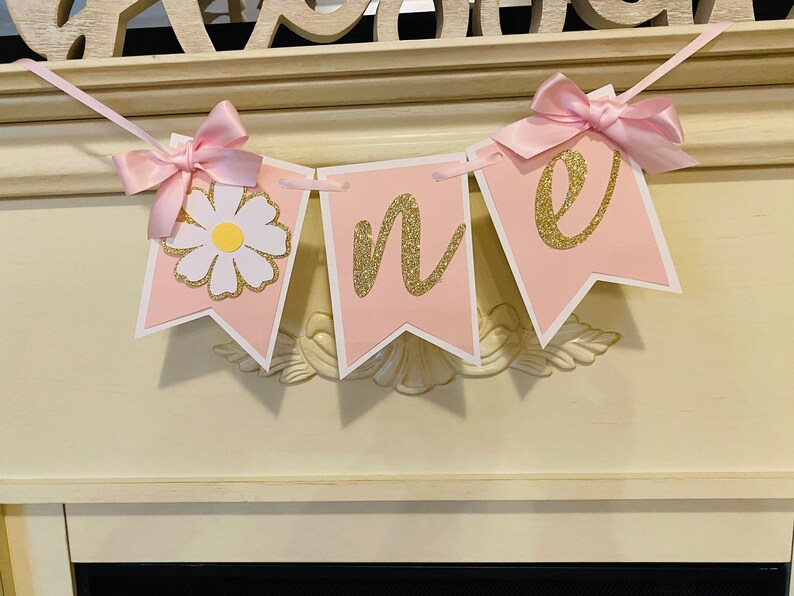 Daisy Birthday Party , Daisy High Chair Banner, Daisy Party Decorations ...