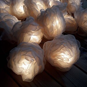 10 White Peony String Lights 1.6m Flower Garland - Ideal for Weddings ...
