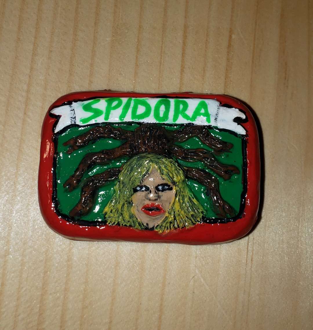 Spidora Sideshow Banner Pillbox - Etsy UK