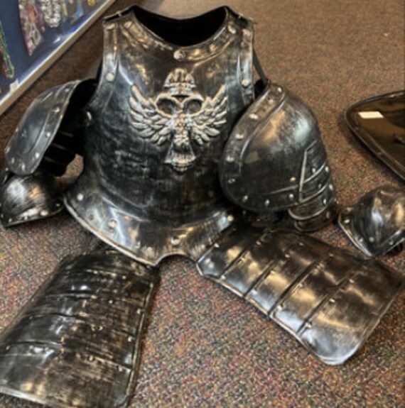 Black Knight Germanic Armor Suit Ex-Rental - Gem