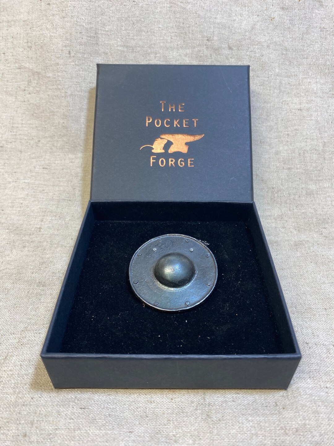 Mini Buckler Round Shield Brooch, Dnd Rpg Fantasy Accessory - Etsy