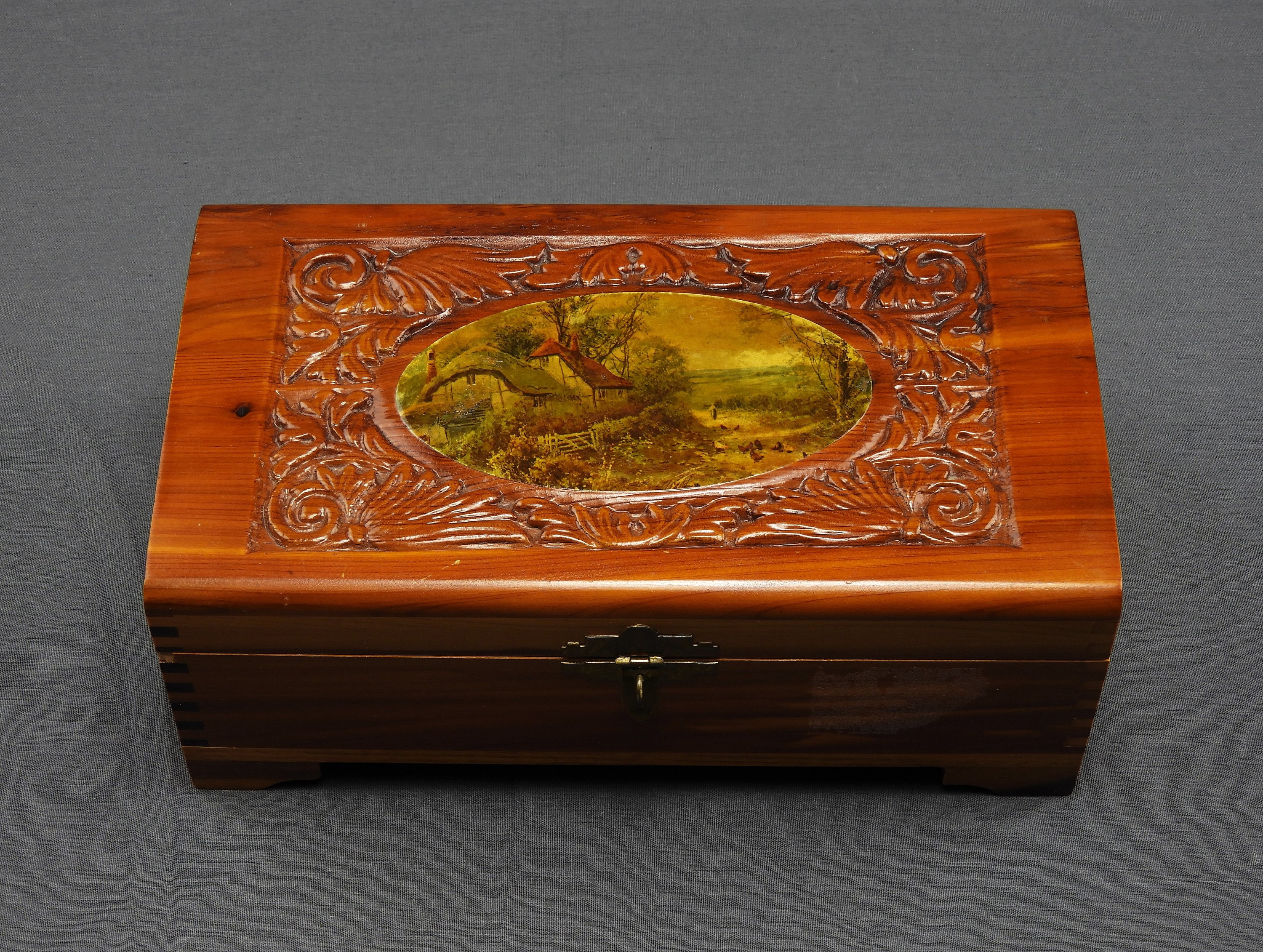Vintage Cedar Keepsake Box, Wooden Jewelry Storage, Copper Gold Color ... Vintage Cedar Keepsake Box, Wooden Jewelry Storage, Copper Gold Color ...