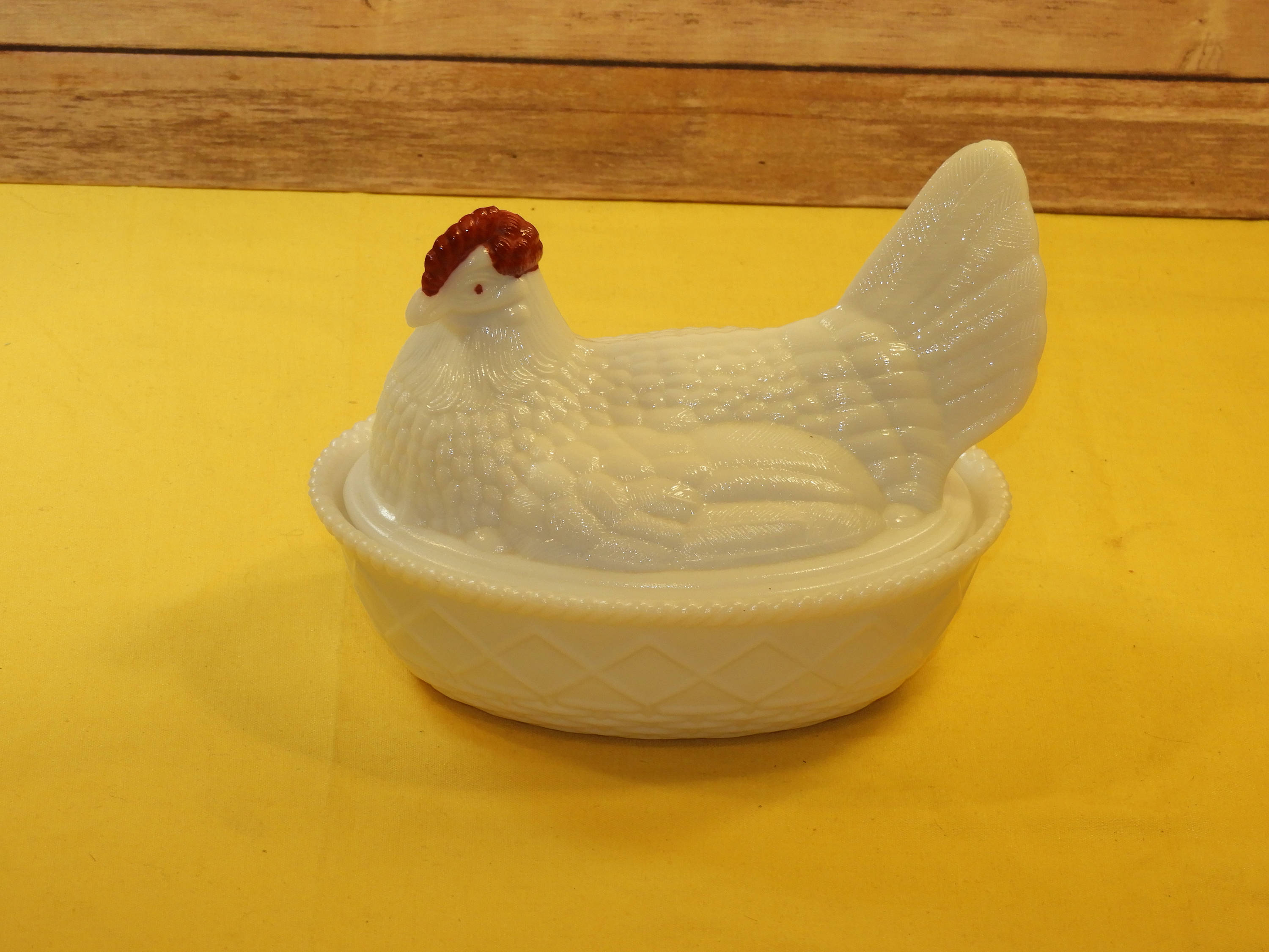 Vintage Fenton Hen on Nest, White Head Red Crop Chicken on Basket Nest ...