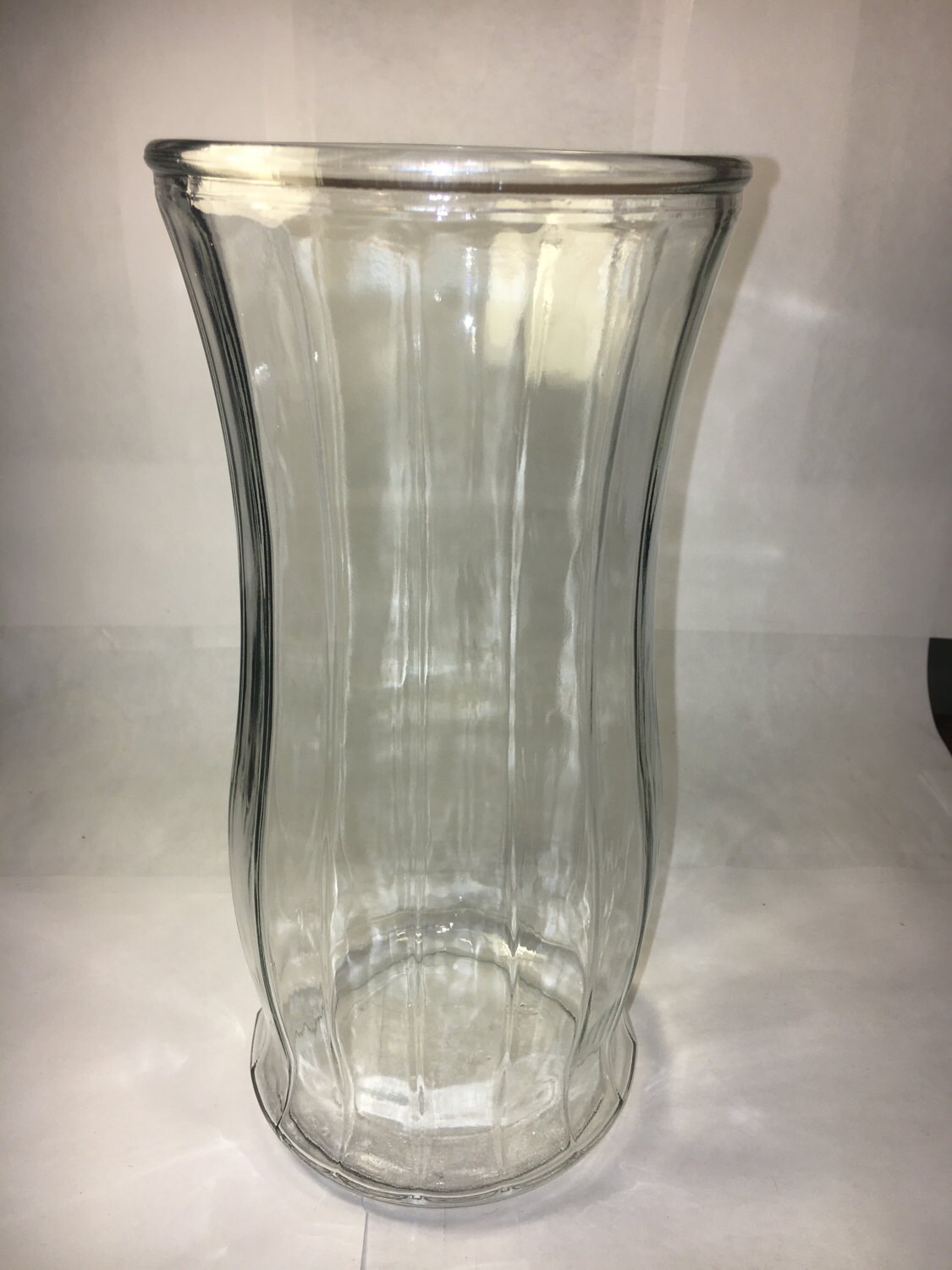 Vintage Beautiful Glass Vase Ribbed Glass Vase Planter Ggg 2973 Clear 975 Tall 45 Rim