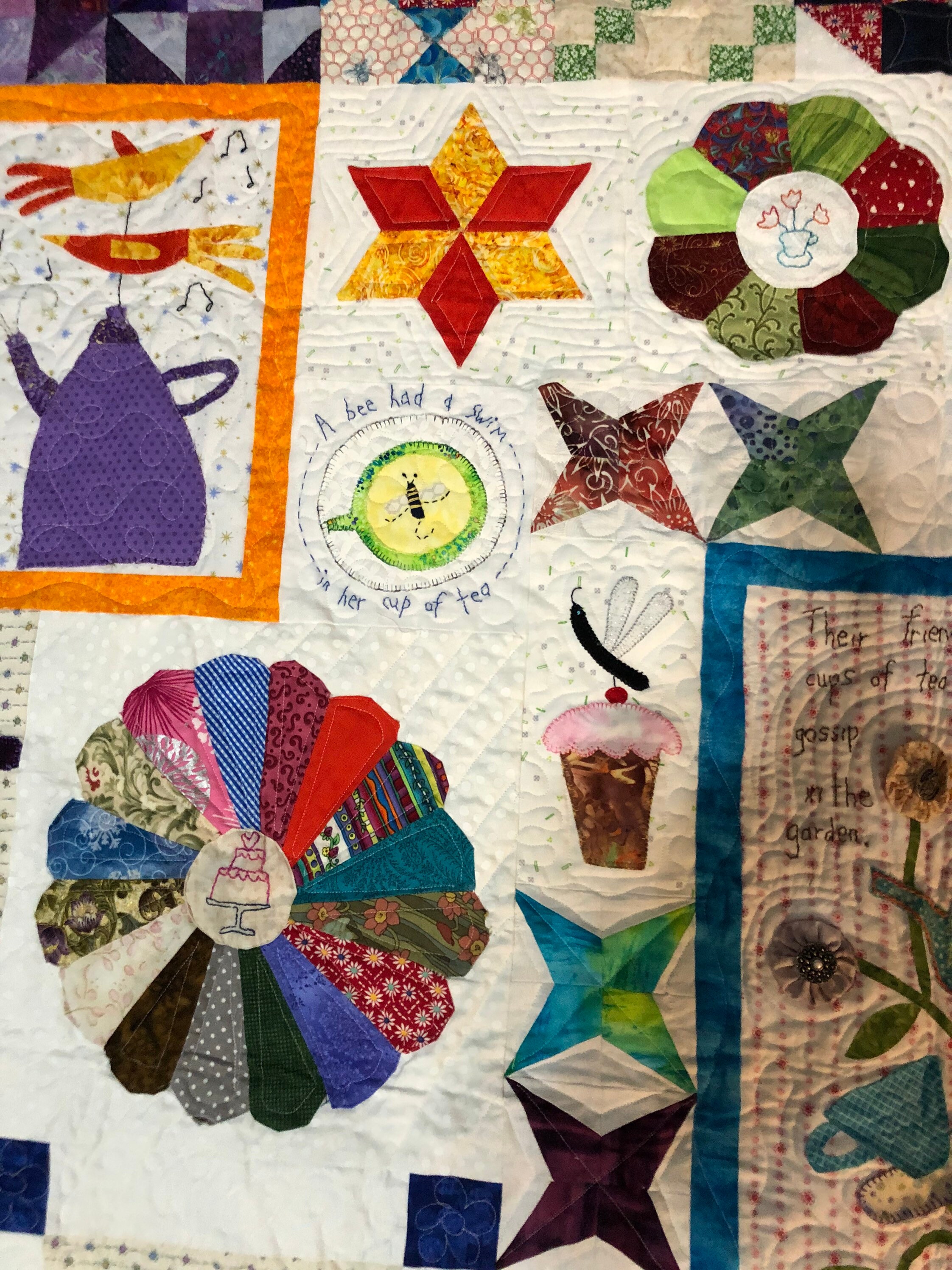 Gossip in the Garden Lap Quilt 61 X 63 - Etsy