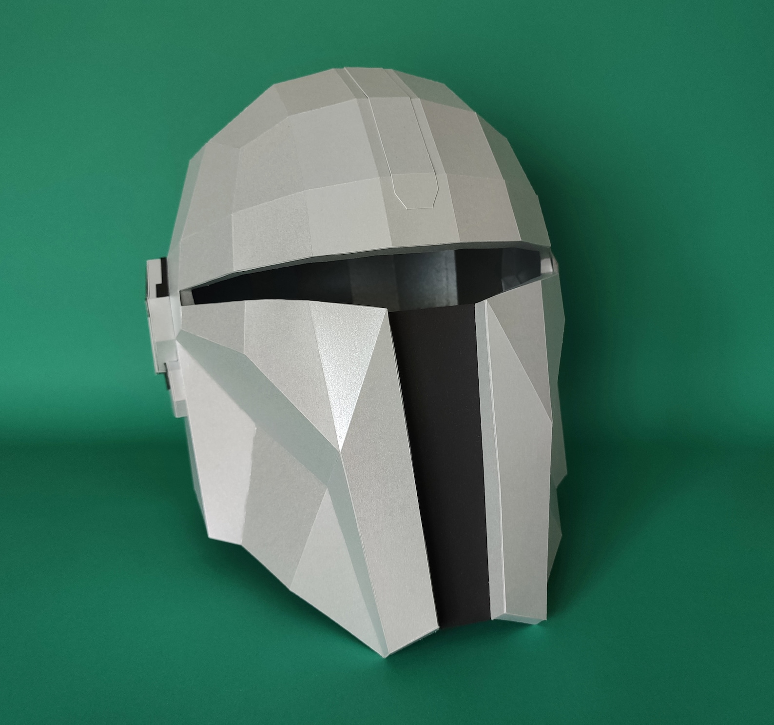 MANDALORIAN helmet DIY PAPERCRAFT template / low poly helmet / | Etsy
