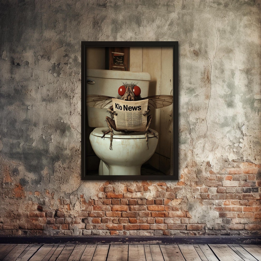 Fly on the Toilet Horror Fly Poster Scary and Funny Bathroom Decoration ...