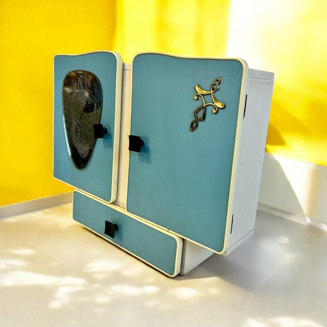 Vintage Rockabilly Wall Cabinet / Wall Cabinet With Mirror - Etsy