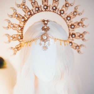 Moon Goddess Crown, Celestial Halo, Gold Crescent Crown, Bridal Halo ...