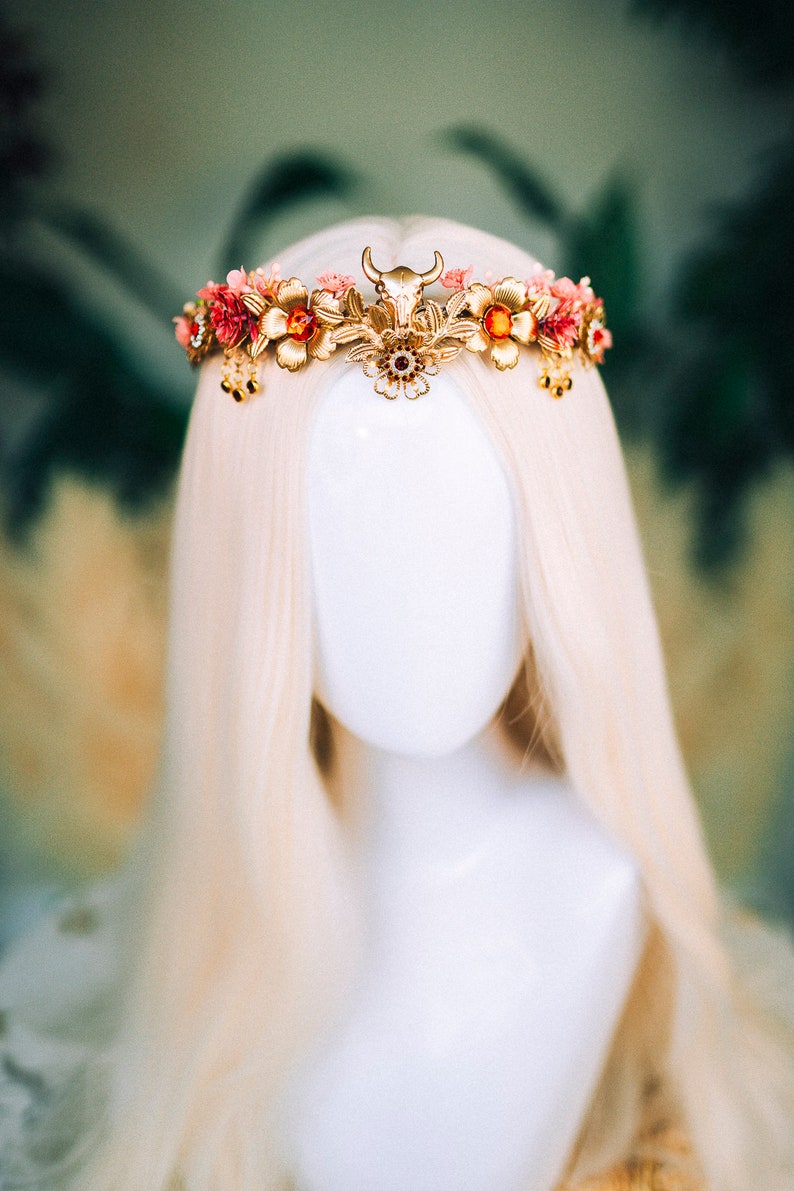 Taurus Crown Zodiac Signs Zodiac Jewellery Signs Taurus Zodiac Crown ...