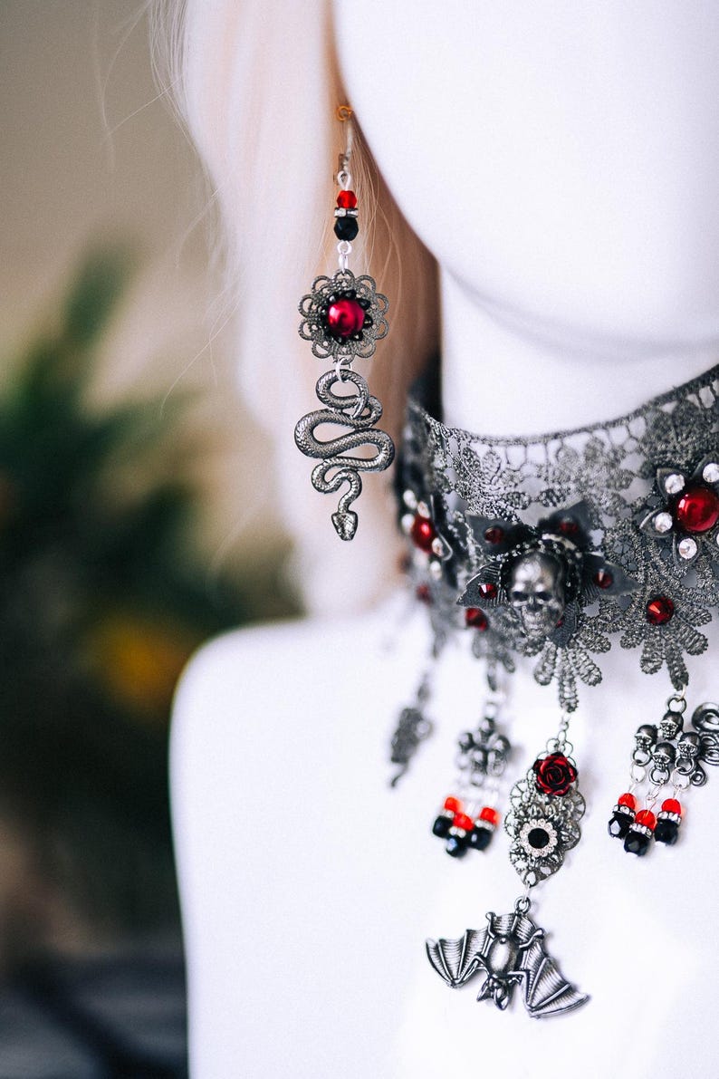 Vampire Queen Crown: Gothic Bat, Skull, Red Rose Tiara - Etsy