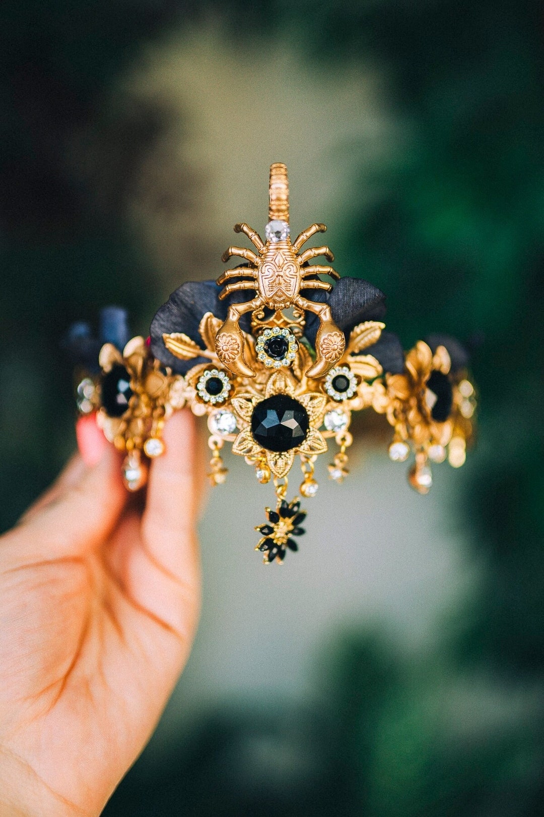 Scorpio Crown Zodiac Signs Zodiac Jewellery Signs Scorpio Zodiac Crown ...