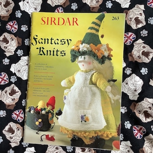 RARE Vintage Circa 1990s 'fantasy Knits' Knitting Pattern Booklet No ...