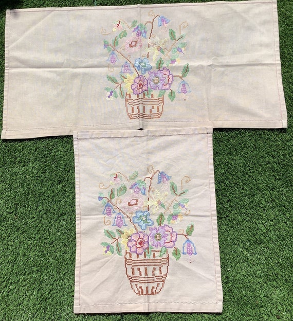 Rare Vintage Circa 1950s Hand Embroidered Table Runners/cloths - Etsy