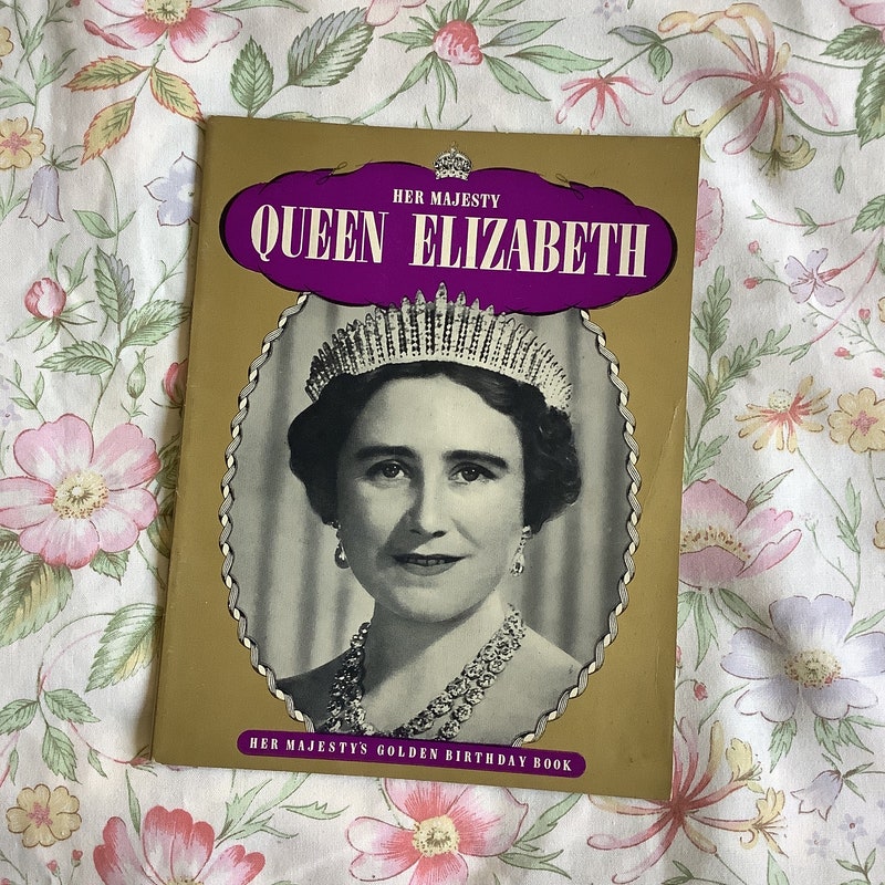 Royal Pictorial Book - Etsy UK