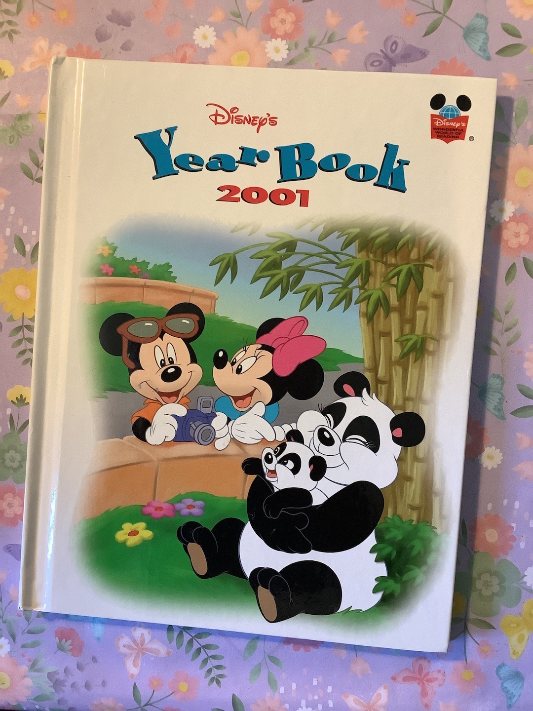Vintage 'disney's Year Book 2001' in Hardback Collectable Book ...