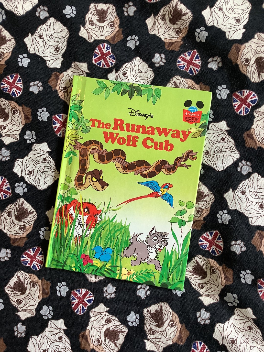 Vintage/retro 2000 'the Runaway Wolf Club' Disney's Wonderful World of ...
