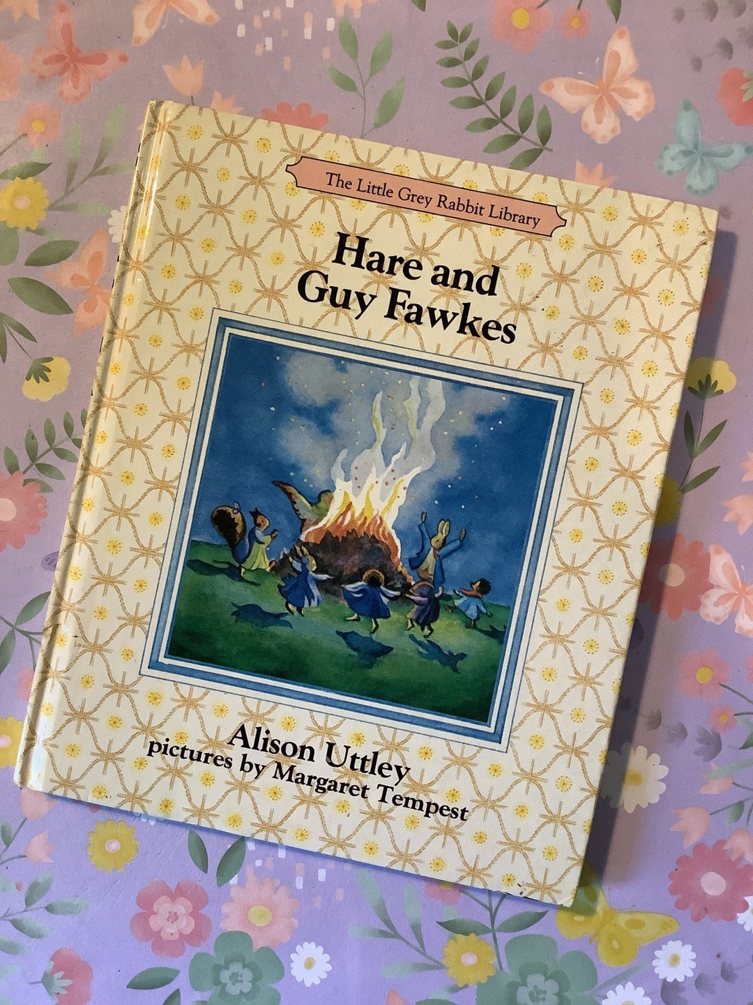 1987 Vintage Children's Book Alison Uttley's 'hare and Guy Fawkes' From ...