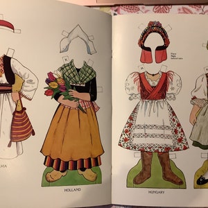 RARE Vintage 1983 'traditional Folk Costumes of Europe' Paper Dolls ...