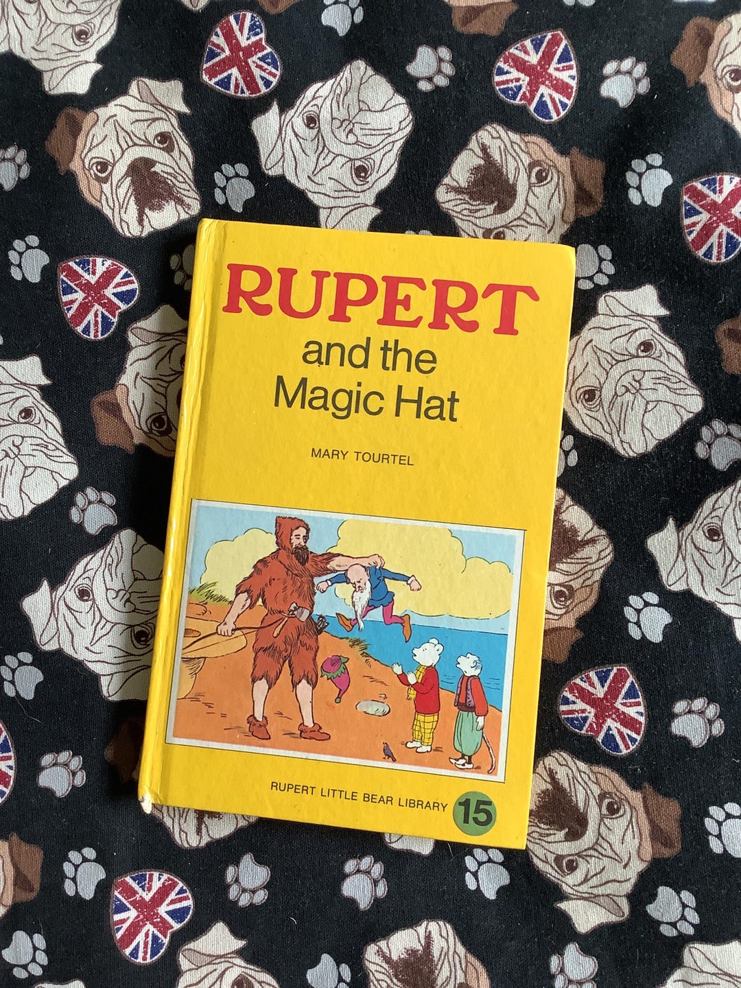Vintage Circa 1970s Children's Book No 15 'rupert and the Magic Hat' in ...