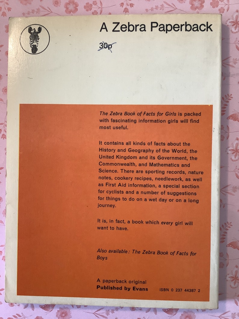 EXTREMELY RARE Vintage 1973 'the Zebra Book of Facts for - Etsy