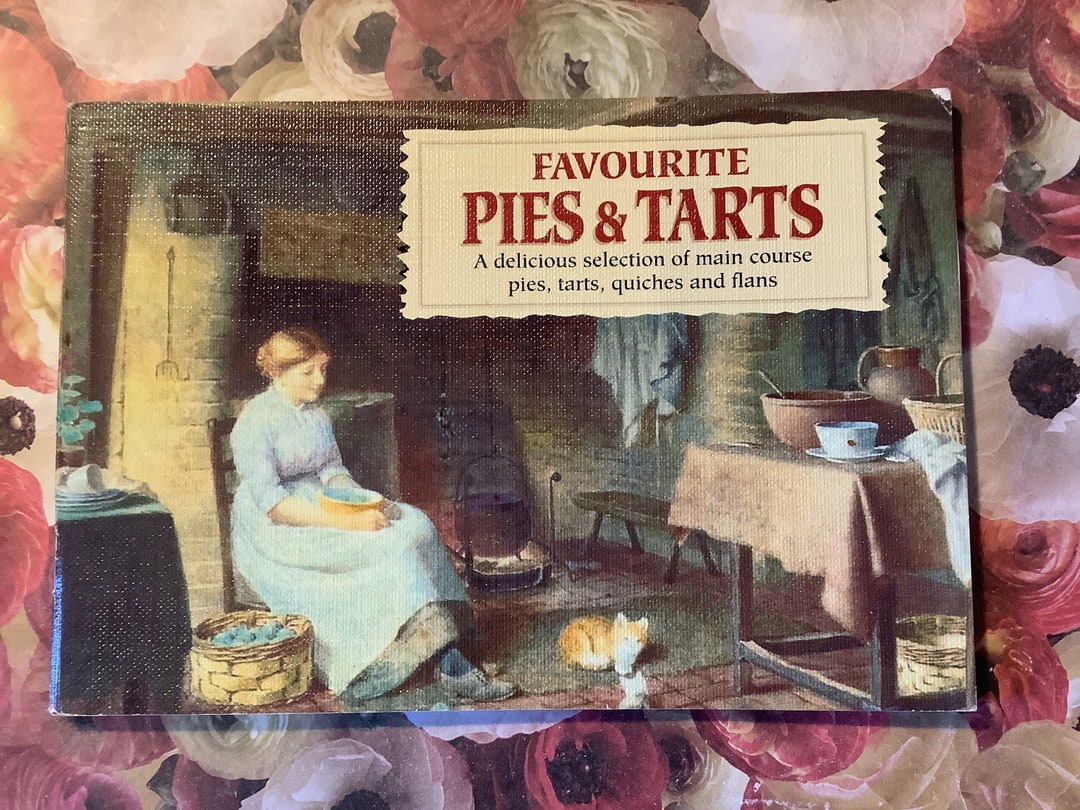 Vintage 1990s 'favourite Pies & Tarts' Recipe Book in Paperback - Main ...