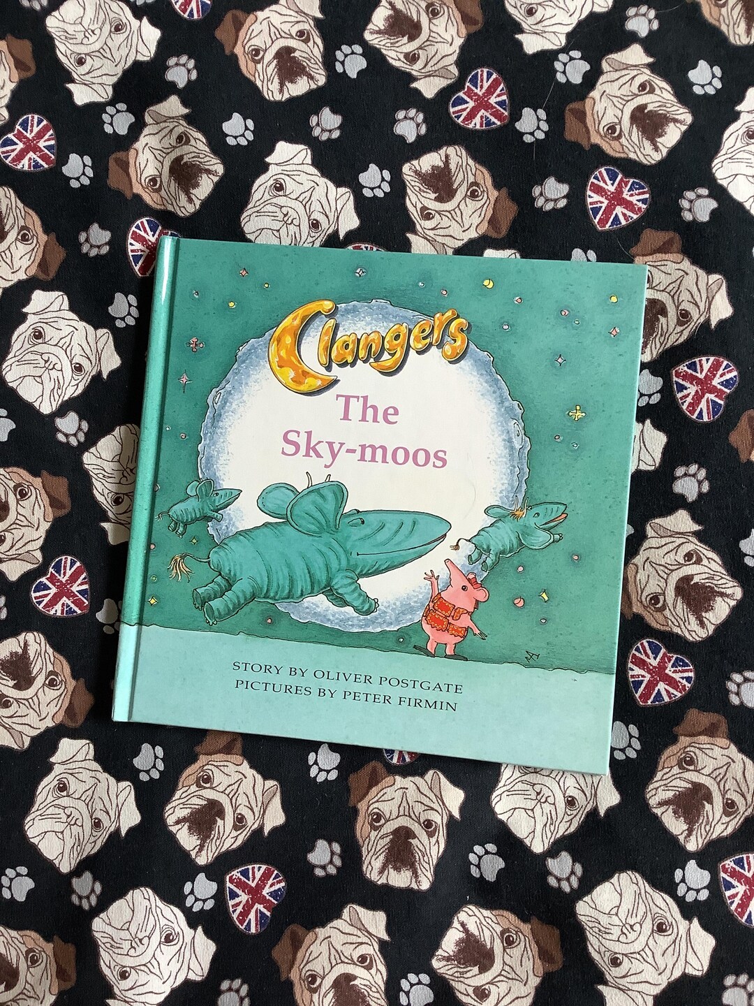 Vintage 1993 'clangers - the Sky-moos' Hardback Book - Story by Oliver ...