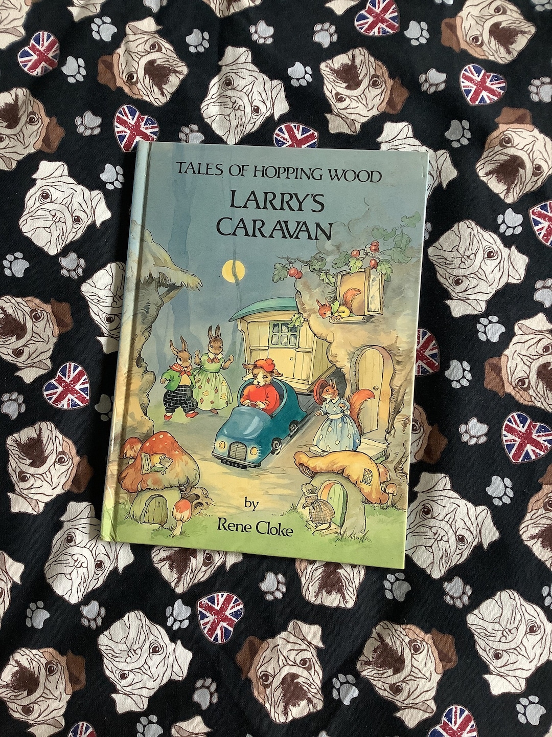 RARE & Stunning Vintage 1988 Tales of Hopping Wood 'larry's Caravan ...