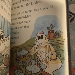 FIRST EDITION - 1989 Vintage 'bangers & Mash - Ghost Boast' Ladybird ...