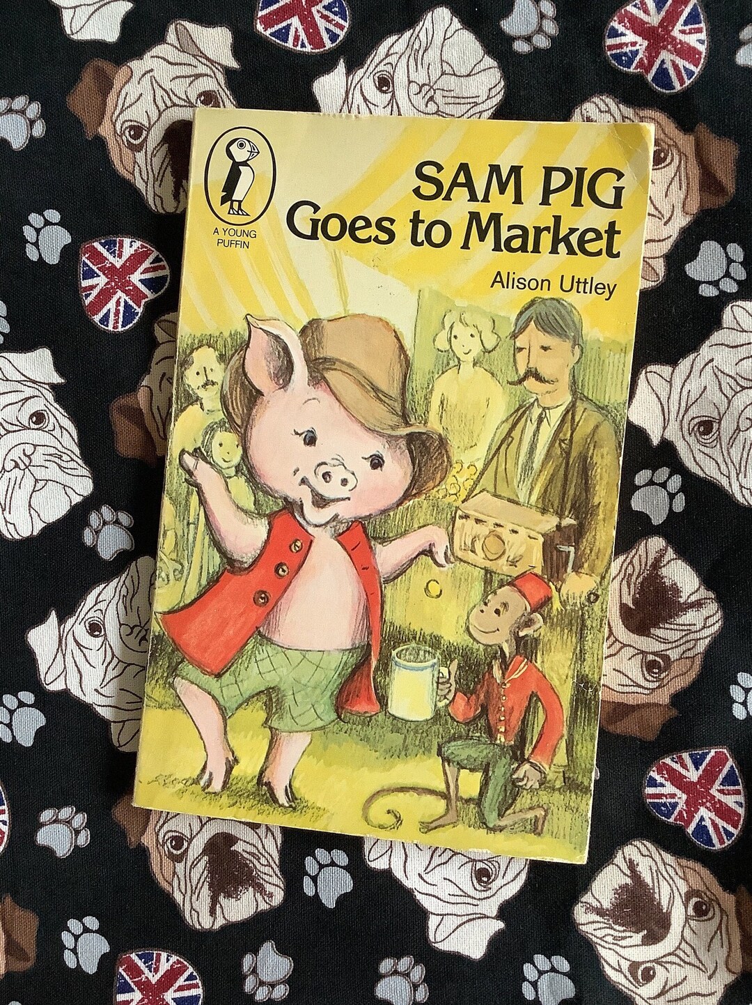 RARE 1979 Vintage Children's Book 'SAM PIG Goes to Market' Paperback ...